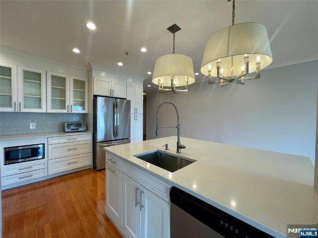 325 The Promenade # 325