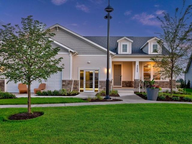 3264 Mallory Creek Ln, Aurora, IL 60503