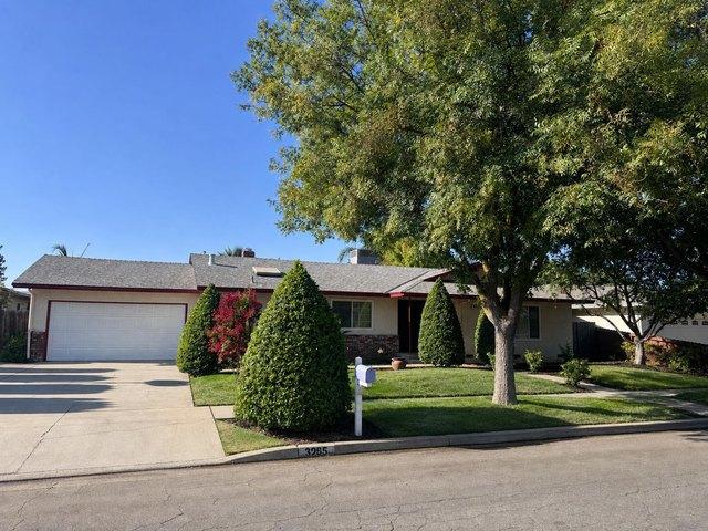 3265 E Vartikian Ave, Fresno, CA 93710