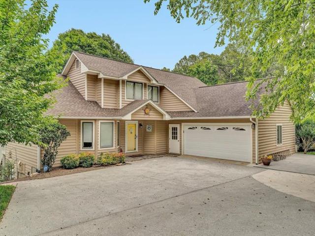 3266 Kemp Ford Rd, Union Hall, VA 24176