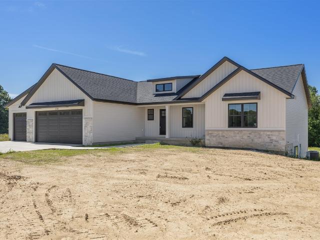 3266 Stonehill Court