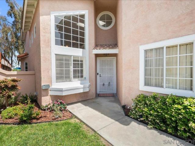 3266 San Helena Dr