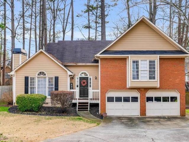 3266 Woodcliff Way, Powder Springs, GA 30127