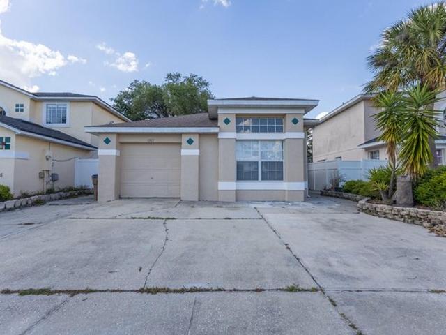 3267 Brewster Dr, Kissimmee, FL 34743