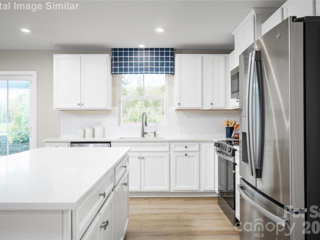 3267 Eller Drive Extension