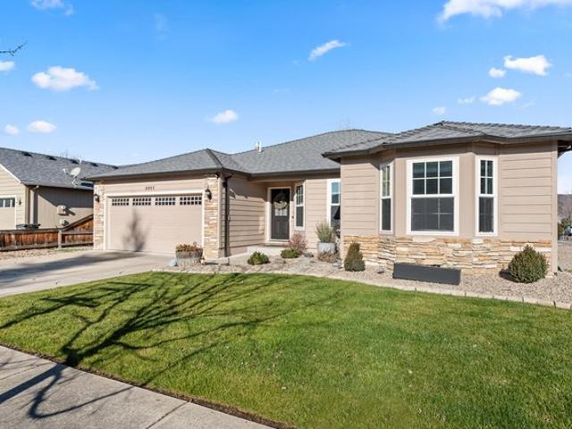 3267 Ford Dr, Medford, OR 97504