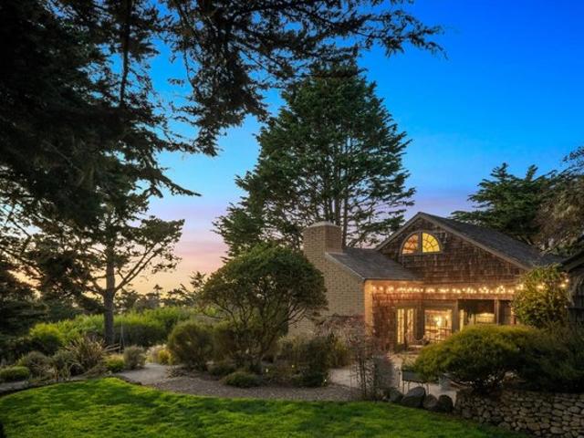 32680 Coast Ridge Dr, Carmel, CA 93923