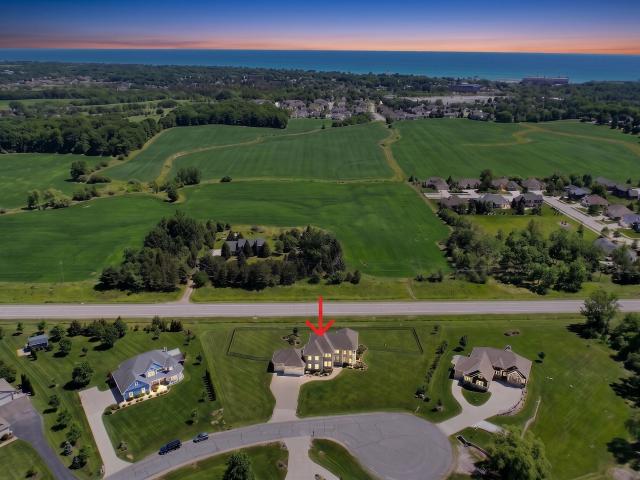 3268 Bay Hill Rd