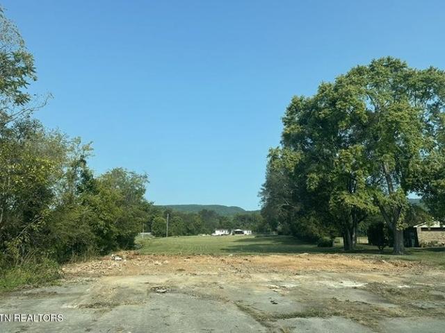 3269 Market St, Dayton, TN 37321