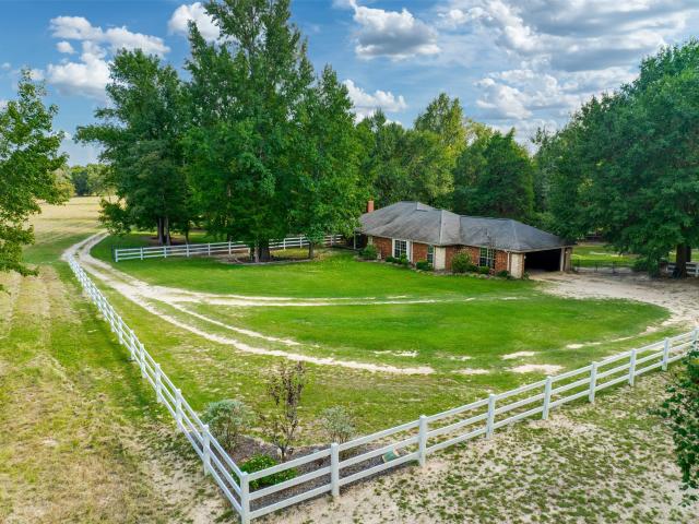 3269 Acr 153, Palestine, TX 75801 | MLS #70981