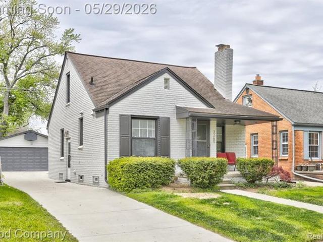 3269 Royal Ave, Berkley, MI 48072