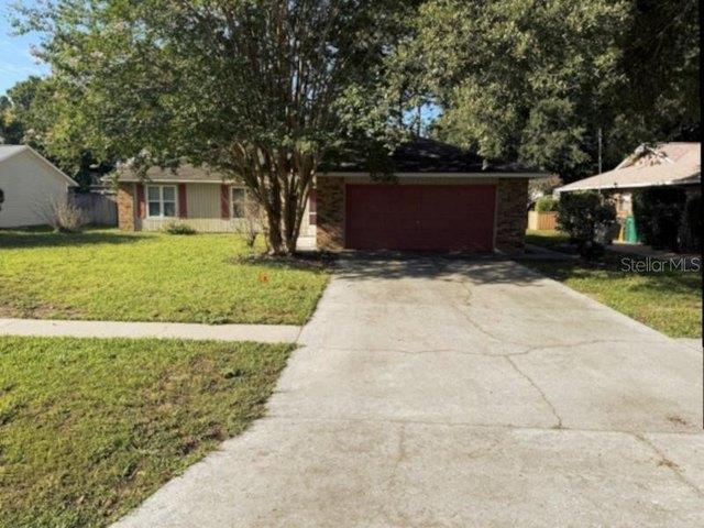 3260 Mary Ln, Mount Dora, FL 32757