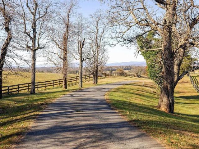 3260 Earlysville Rd