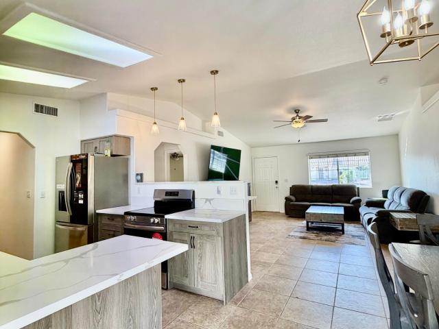 3260 fan palm drive