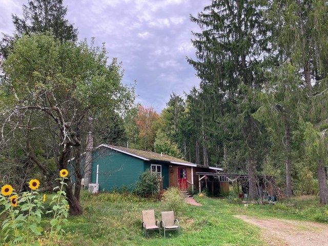 3260 Huntington Rd, Richmond, VT 05477