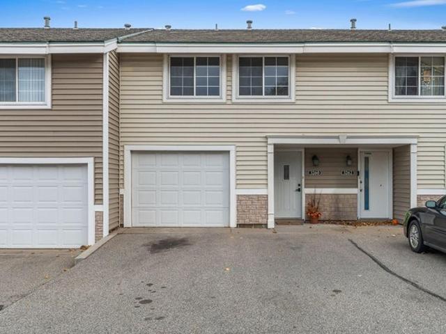 3260 Hill Ridge Dr, Eagan, MN 55121