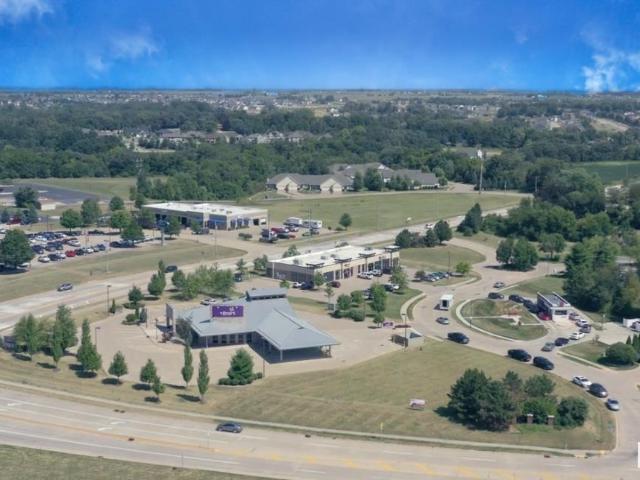3260 RIDGE Point