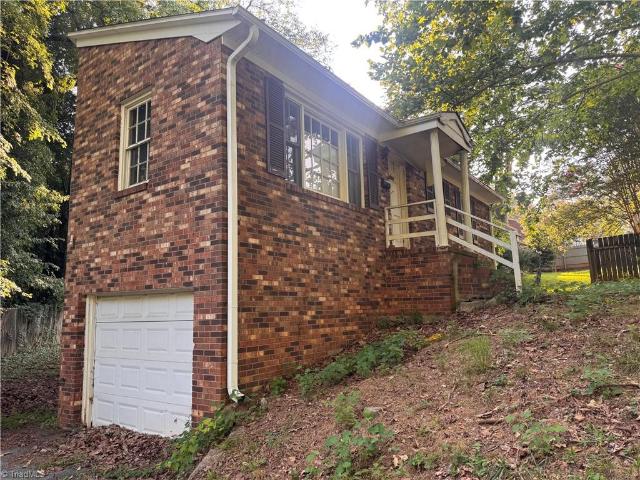 3260 Robinhood Road