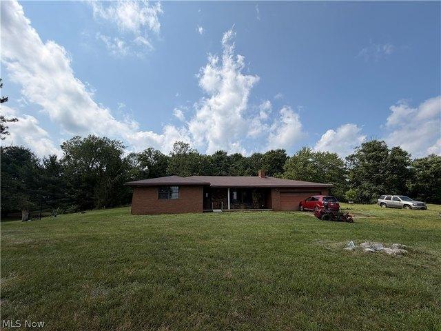 3260 Tabor Ridge Rd NE, Mineral City, OH 44656