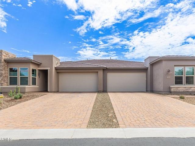 3261 Maverick Dr, Wickenburg, AZ 85390