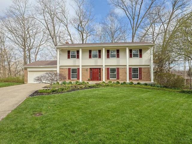 3261 Boxwood Cir, Evendale, OH 45241