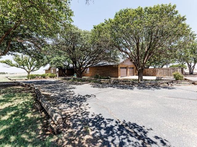 3261 # I27, Abernathy, TX 79311