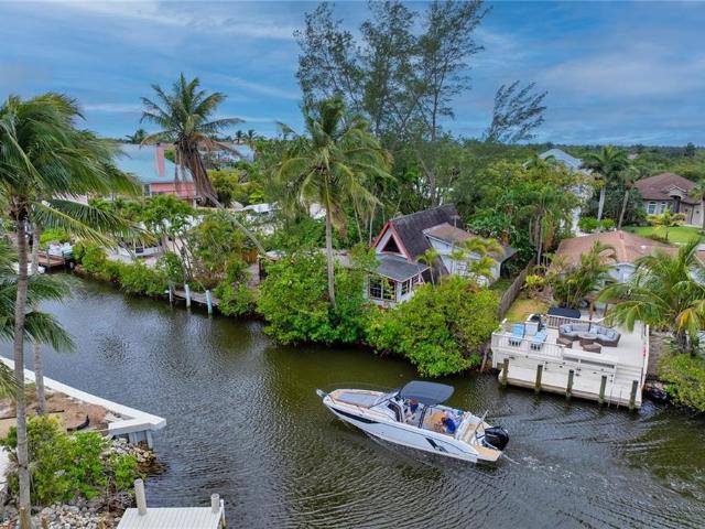 3261 Lakeview Dr, Naples, FL 34112 | MLS #225046