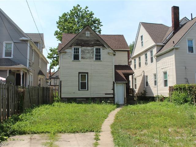 3261 Scranton Road