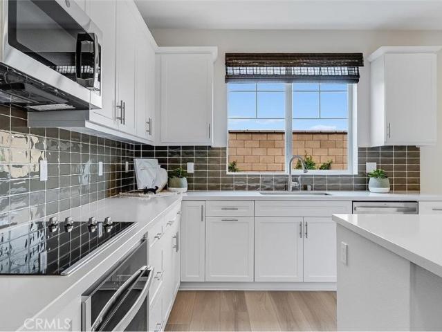 3262 Floral Paseo