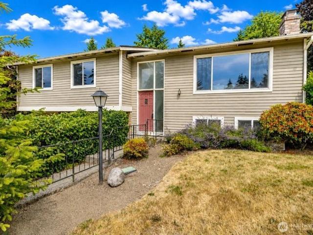 3262 th Ave SW, Federal Way, WA 98023