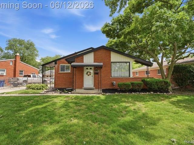 32638 Judy Dr, Westland, MI 48185