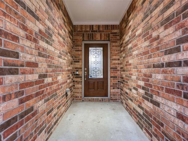 3263 Persimmon Grove