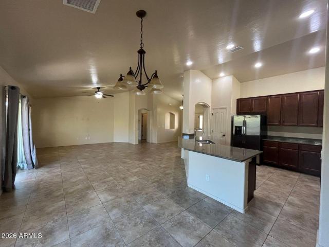 3263 red leaf lane