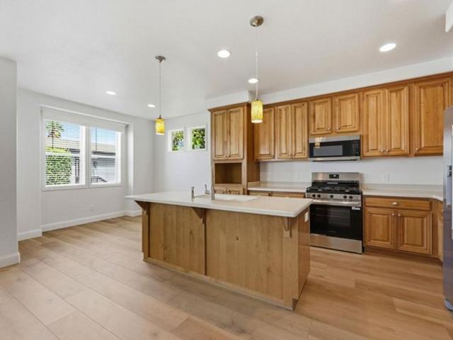 3263 Vineyard Ave Spc 205, Pleasanton, CA 94566