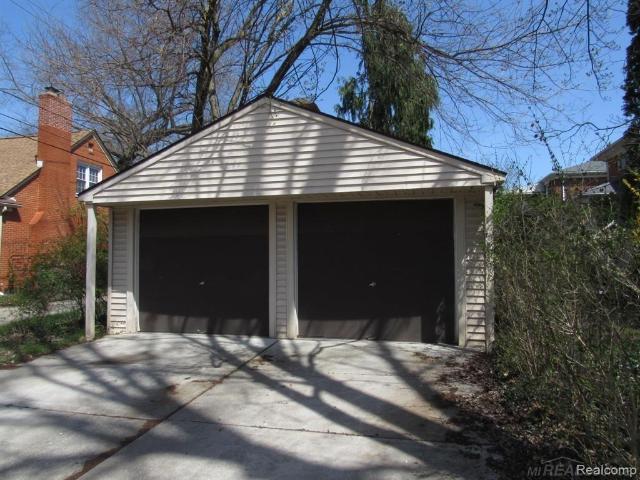 326 Catalpa Drive