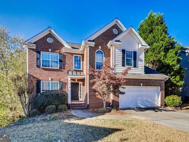 326 Canterbury Place Dr, Suwanee, GA 30024