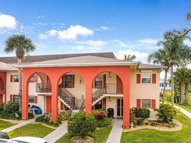 326 Charlemagne Blvd #I 101, Naples, FL 34112