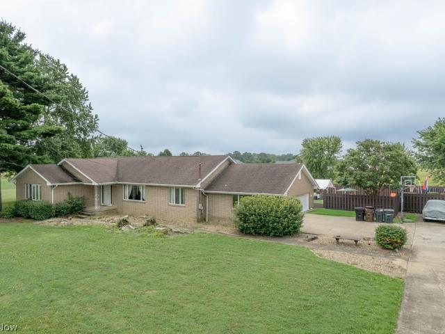 326 Airport Road NW