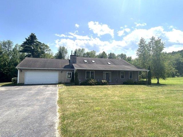326 Bay Ln, Willsboro, NY 12996