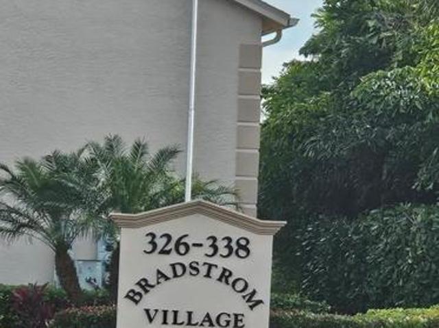 326 Bradstrom Cir #F 104, Naples, FL 34113