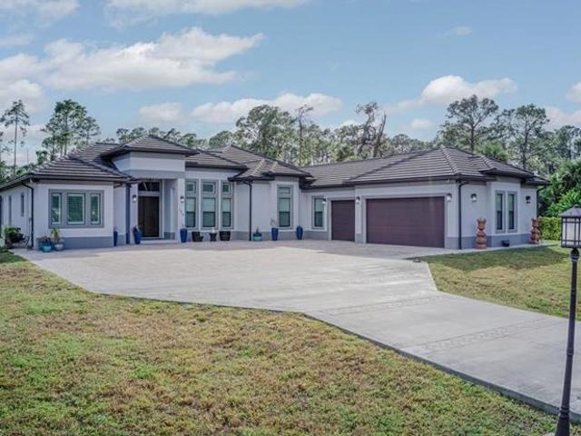 326 Golden Gate Blvd E, Naples, FL 34120