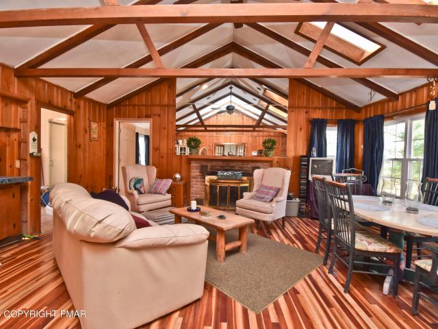 326 Ginger Lane