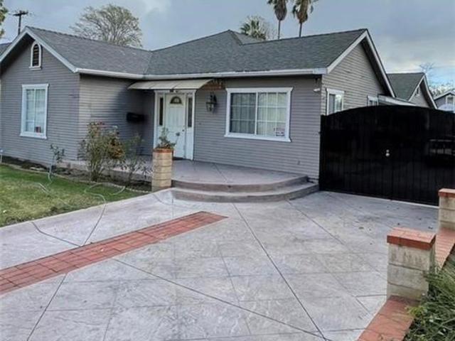 326 E Bishop