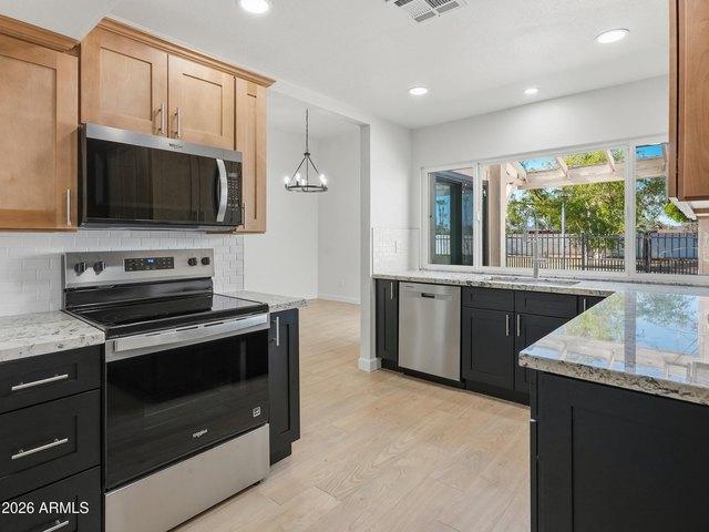 326 E Huntington Dr, Tempe, AZ 85282