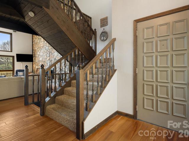 326 El Miner Drive