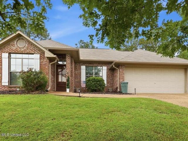326 Fairview Dr, Brandon, MS 39047