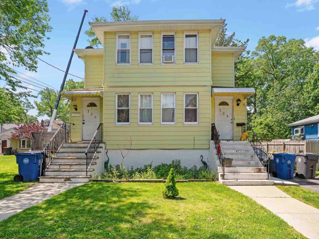 326 Howland Ave