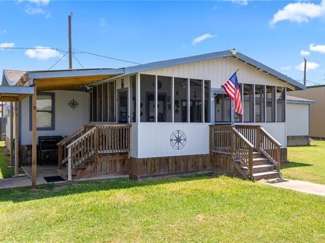 326 Harbor St, Port Mansfield, TX 78598