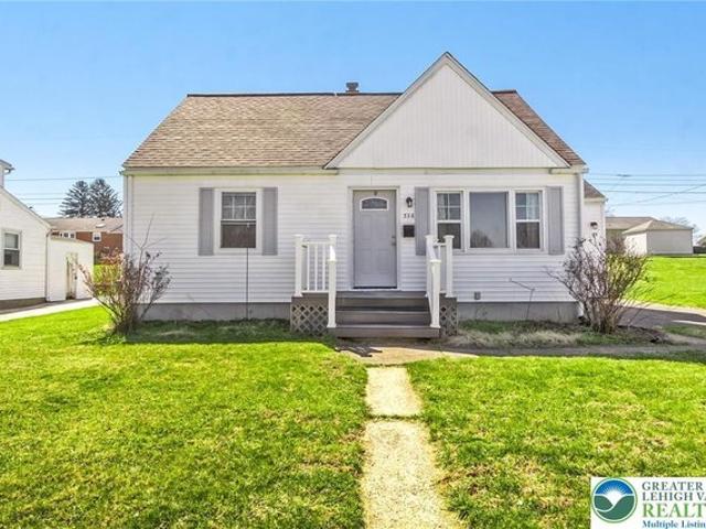 326 Henry St, Hellertown, PA 18055
