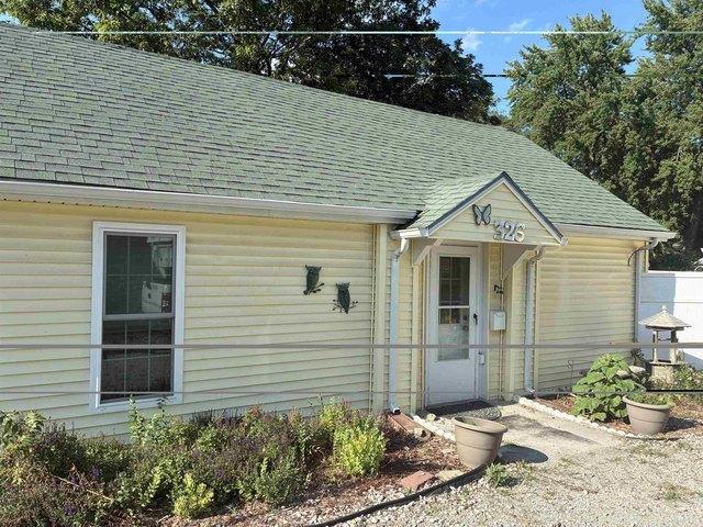 326 Indiana St, Waterloo, IA 50703